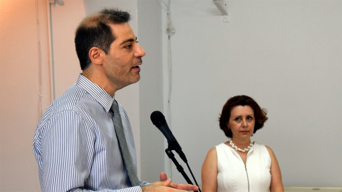 Ο Δήμαρχος Αλίμου κ. Ανδρέας Κονδύλης τιμά με την παρουσία του, τους ...